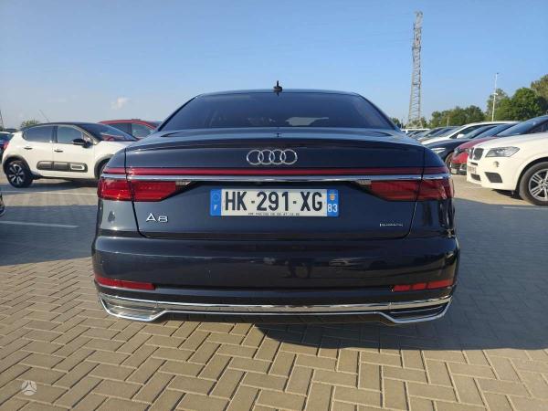 Blue Audi A8 2019 in Taurage, with an engine capacity of 2.97 L and mileage of 219 thousand km for 29900 €, photo 6 on AUTOMOTO.COM.LV
