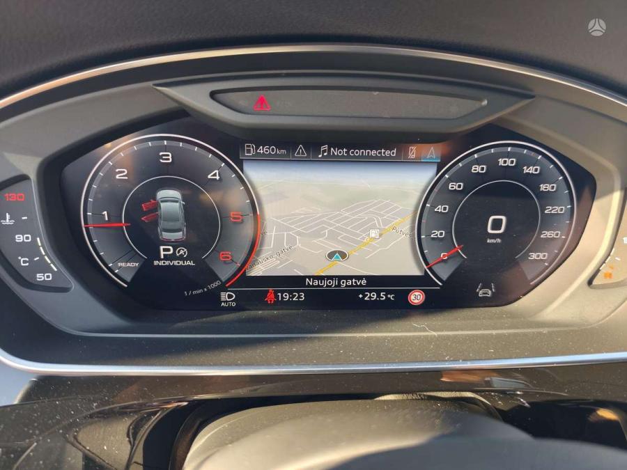 Blue Audi A8 2019 in Taurage, with an engine capacity of 2.97 L and mileage of 219 thousand km for 29900 €, photo 14 on AUTOMOTO.COM.LV