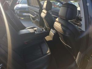 Blue Audi A8 2019 in Taurage, with an engine capacity of 2.97 L and mileage of 219 thousand km for 29900 €, photo 20 on AUTOMOTO.COM.LV