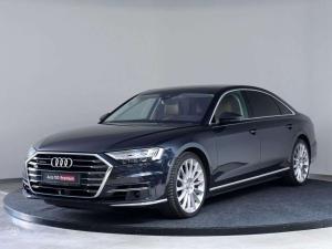 Blue Audi A8 2019 in Tallinn, with an engine capacity of 2.97 L and mileage of 100 thousand km for 44900 €, photo  on AUTOMOTO.COM.LV