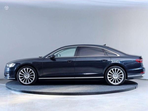 Blue Audi A8 2019 in Tallinn, with an engine capacity of 2.97 L and mileage of 100 thousand km for 44900 €, photo 6 on AUTOMOTO.COM.LV