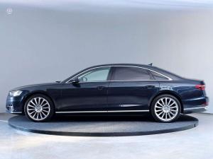 Blue Audi A8 2019 in Tallinn, with an engine capacity of 2.97 L and mileage of 100 thousand km for 44900 €, photo 6 on AUTOMOTO.COM.LV