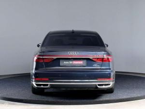 Blue Audi A8 2019 in Tallinn, with an engine capacity of 2.97 L and mileage of 100 thousand km for 44900 €, photo 9 on AUTOMOTO.COM.LV