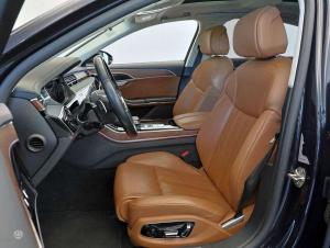 Blue Audi A8 2019 in Tallinn, with an engine capacity of 2.97 L and mileage of 100 thousand km for 44900 €, photo 10 on AUTOMOTO.COM.LV