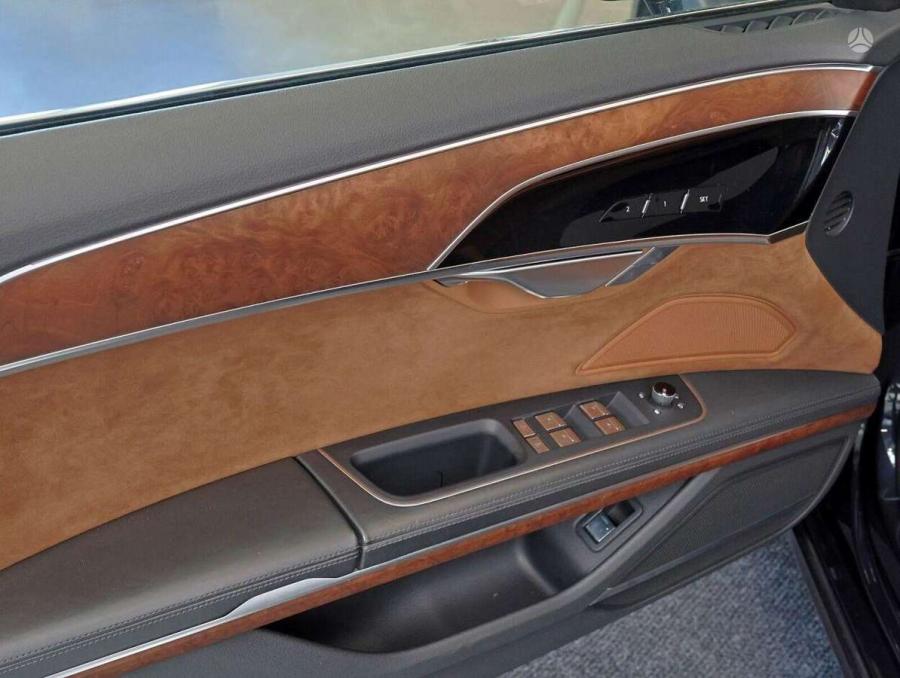 Blue Audi A8 2019 in Tallinn, with an engine capacity of 2.97 L and mileage of 100 thousand km for 44900 €, photo 12 on AUTOMOTO.COM.LV