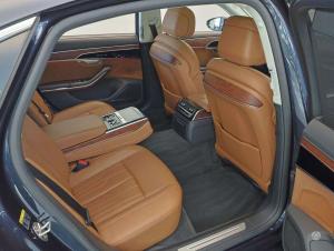 Blue Audi A8 2019 in Tallinn, with an engine capacity of 2.97 L and mileage of 100 thousand km for 44900 €, photo 15 on AUTOMOTO.COM.LV