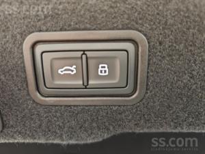 Zils Audi A8 2022 Tallina, ar dzinēja tilpumu 3.00 L un nobraukumu 74 tūkst. km par 51500 €, foto 14 vietnē AUTOMOTO.COM.LV
