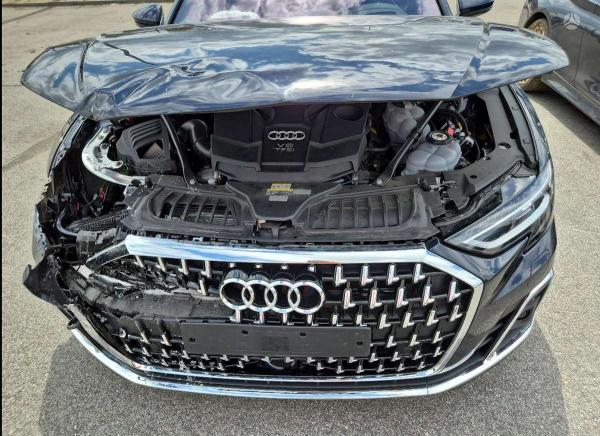 Blue Audi A8 2026 in Klaipeda, with an engine capacity of 3.00 L and mileage of 13 thousand km for 26000 €, photo 9 on AUTOMOTO.COM.LV