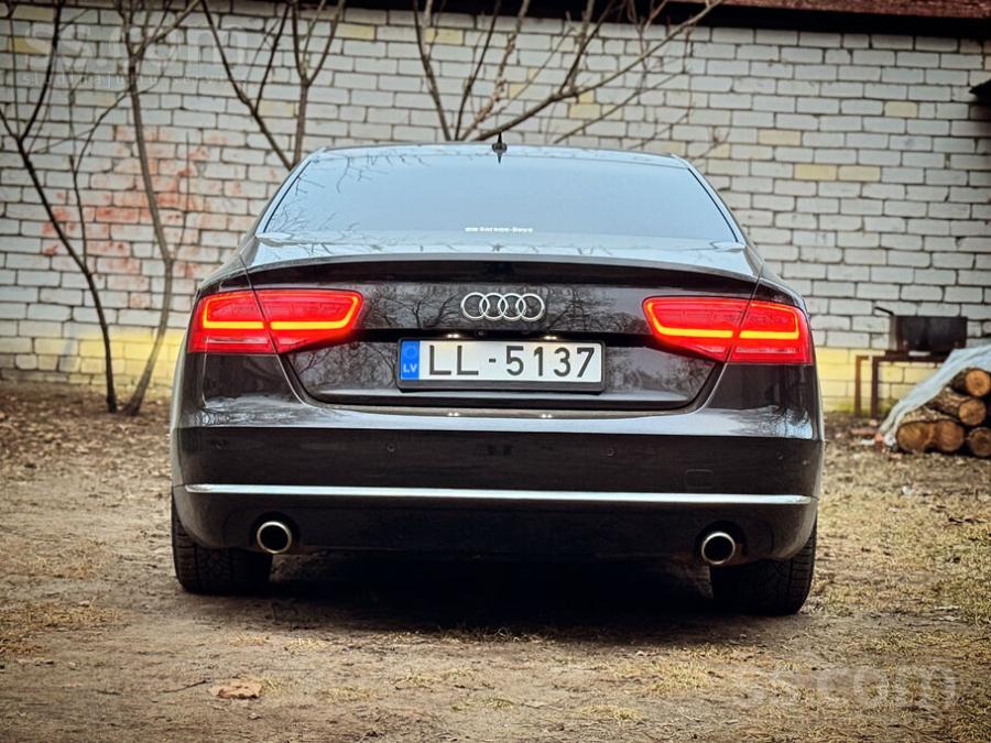 Brūns Audi A8 2012 Rīga, ar dzinēja tilpumu 4.20 L un nobraukumu 309 tūkst. km par 19000 €, foto 10 vietnē AUTOMOTO.COM.LV