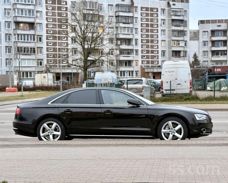 Brūns Audi A8 2012 Rīga, ar dzinēja tilpumu 4.20 L un nobraukumu 309 tūkst. km par 19000 €, foto 29 vietnē AUTOMOTO.COM.LV
