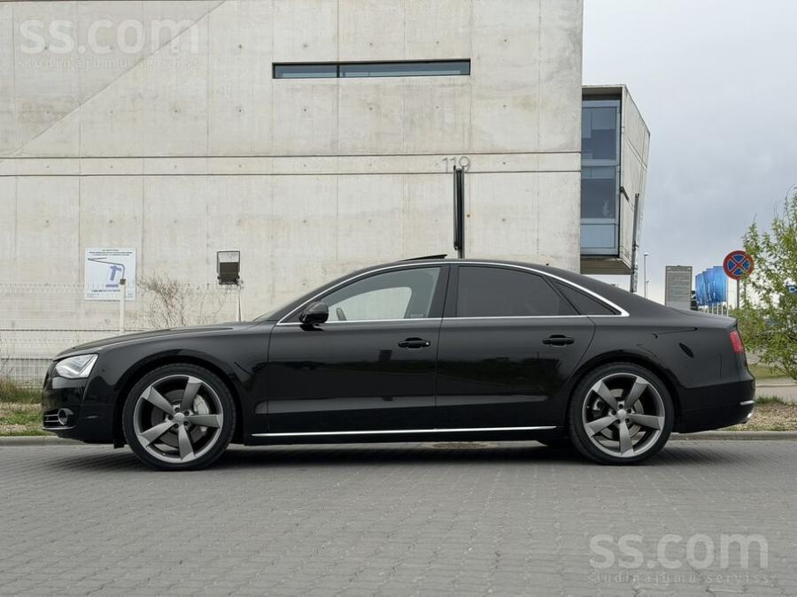 Brūns Audi A8 2012 Rīga, ar dzinēja tilpumu 4.20 L un nobraukumu 309 tūkst. km par 18000 €, foto 8 vietnē AUTOMOTO.COM.LV
