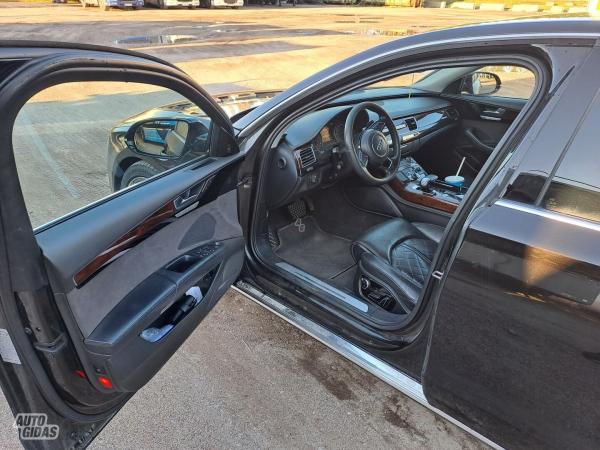 Brown Audi A8 2012 in Alytus, with an engine capacity of 3.00 L and mileage of 300 thousand km for 8000 €, photo 10 on AUTOMOTO.COM.LV
