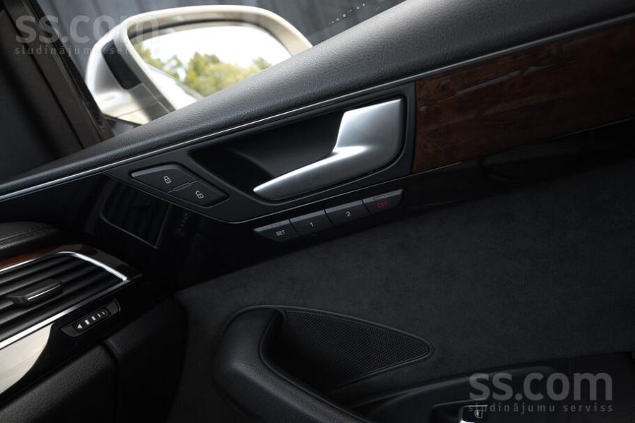 Brūns Audi A8 2013 Jelgava, ar dzinēja tilpumu 3.00 L un nobraukumu 262 tūkst. km par 17500 €, foto 14 vietnē AUTOMOTO.COM.LV