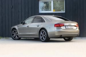 Brūns Audi A8 2013 Jelgava, ar dzinēja tilpumu 3.00 L un nobraukumu 262 tūkst. km par 15900 €, foto 4 vietnē AUTOMOTO.COM.LV