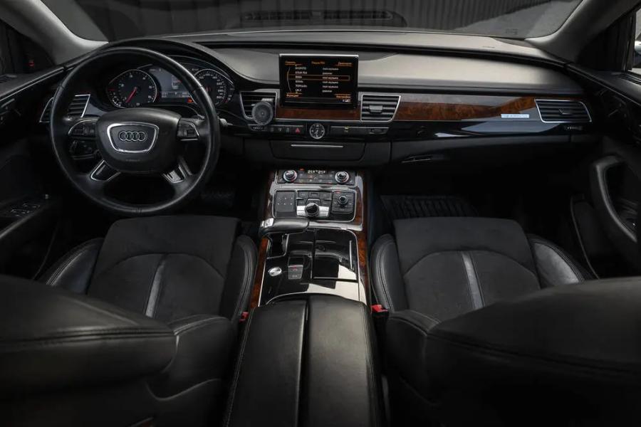 Brūns Audi A8 2013 Jelgava, ar dzinēja tilpumu 3.00 L un nobraukumu 262 tūkst. km par 15900 €, foto 10 vietnē AUTOMOTO.COM.LV