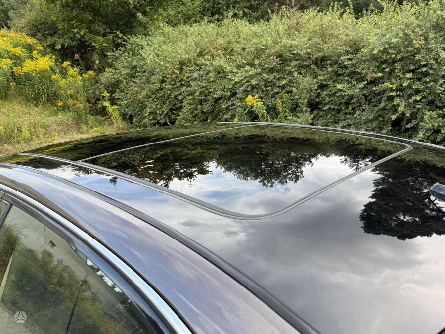 Brown Audi A8 2015 in Vilnius, with an engine capacity of 2.97 L and mileage of 182 thousand km for 18200 €, photo 10 on AUTOMOTO.COM.LV