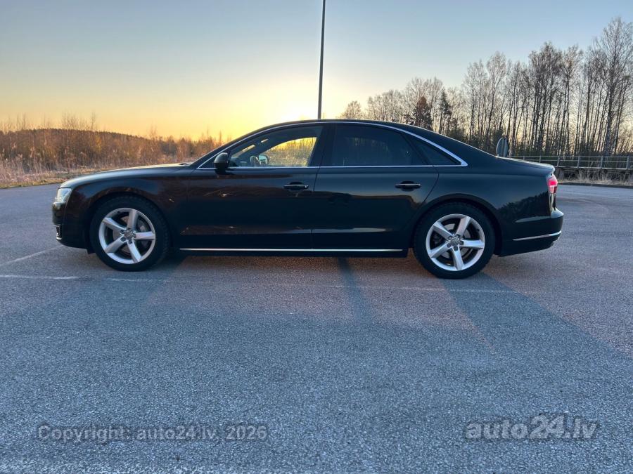 Brūns Audi A8 2016 Pērnava, ar dzinēja tilpumu 3.00 L un nobraukumu 215 tūkst. km par 26000 €, foto 1 vietnē AUTOMOTO.COM.LV