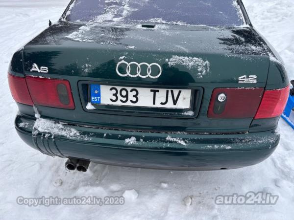 Zaļš Audi A8 1996 Tallina, ar dzinēja tilpumu 4.20 L un nobraukumu 0 tūkst. km par 2799 €, foto 6 vietnē AUTOMOTO.COM.LV