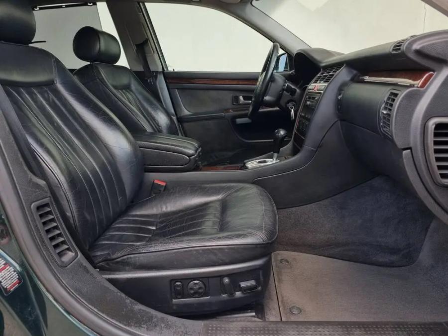 Zaļš Audi A8 1999 Ogre, ar dzinēja tilpumu 2.50 L un nobraukumu 423 tūkst. km par 3150 €, foto 10 vietnē AUTOMOTO.COM.LV