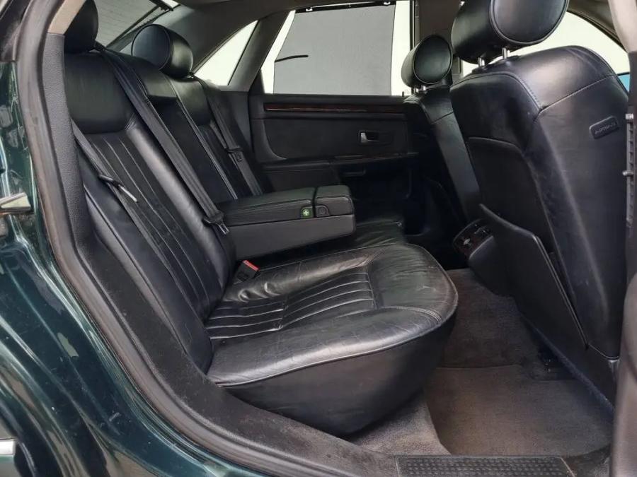 Zaļš Audi A8 1999 Ogre, ar dzinēja tilpumu 2.50 L un nobraukumu 423 tūkst. km par 3150 €, foto 12 vietnē AUTOMOTO.COM.LV