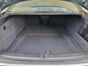 Zaļš Audi A8 1999 Ogre, ar dzinēja tilpumu 2.50 L un nobraukumu 423 tūkst. km par 3150 €, foto 29 vietnē AUTOMOTO.COM.LV