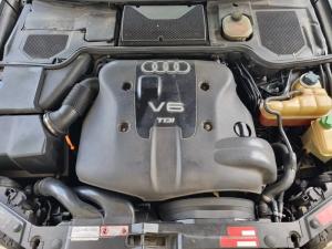 Zaļš Audi A8 1999 Ogre, ar dzinēja tilpumu 2.50 L un nobraukumu 423 tūkst. km par 3150 €, foto 31 vietnē AUTOMOTO.COM.LV