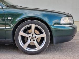 Zaļš Audi A8 1999 Ogre, ar dzinēja tilpumu 2.50 L un nobraukumu 423 tūkst. km par 3150 €, foto 36 vietnē AUTOMOTO.COM.LV