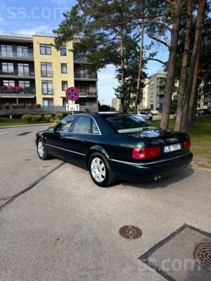 Green Audi A8 2001 in Riga, with an engine capacity of 3.30 L and mileage of 298 thousand km for 4000 €, photo 3 on AUTOMOTO.COM.LV