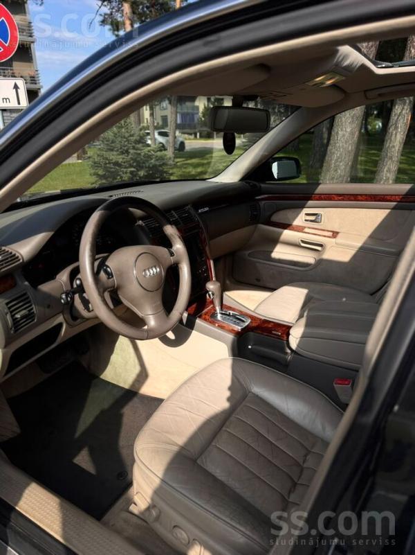 Zaļš Audi A8 2001 Rīga, ar dzinēja tilpumu 3.30 L un nobraukumu 298 tūkst. km par 4000 €, foto 7 vietnē AUTOMOTO.COM.LV