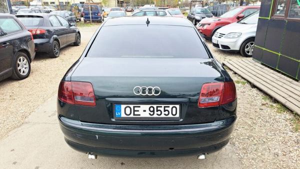 Green Audi A8 2006 in Riga, with an engine capacity of 3.00 L and mileage of 406 thousand km for 3590 €, photo 6 on AUTOMOTO.COM.LV