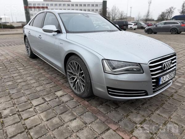 Grey Audi A8 2013 in Ventspils, with an engine capacity of 2.00 L and mileage of 156 thousand km for 20000 €, photo 3 on AUTOMOTO.COM.LV