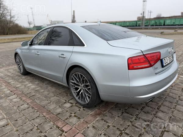 Grey Audi A8 2013 in Ventspils, with an engine capacity of 2.00 L and mileage of 156 thousand km for 20000 €, photo 4 on AUTOMOTO.COM.LV