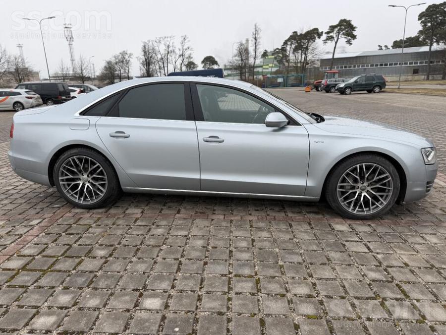 Grey Audi A8 2013 in Ventspils, with an engine capacity of 2.00 L and mileage of 156 thousand km for 20000 €, photo 6 on AUTOMOTO.COM.LV