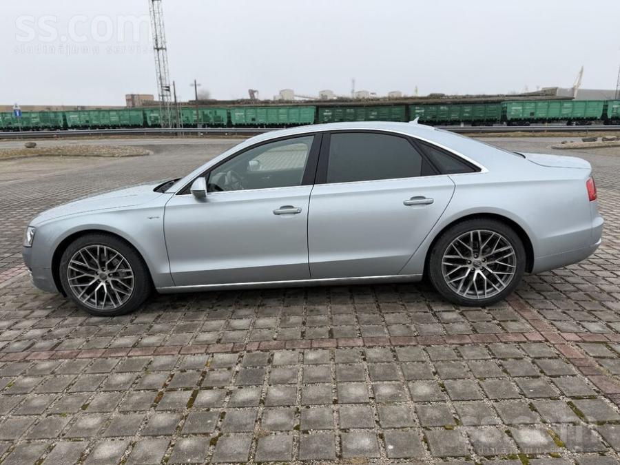 Grey Audi A8 2013 in Ventspils, with an engine capacity of 2.00 L and mileage of 156 thousand km for 20000 €, photo 7 on AUTOMOTO.COM.LV