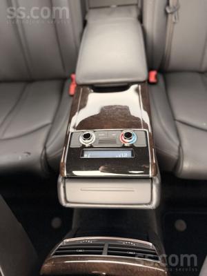 Grey Audi A8 2013 in Ventspils, with an engine capacity of 2.00 L and mileage of 156 thousand km for 20000 €, photo 16 on AUTOMOTO.COM.LV