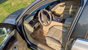 Pelēks Audi A8 2003 Viļņa, ar dzinēja tilpumu 3.94 L un nobraukumu 330 tūkst. km par 2100 €, foto 10 vietnē AUTOMOTO.COM.LV