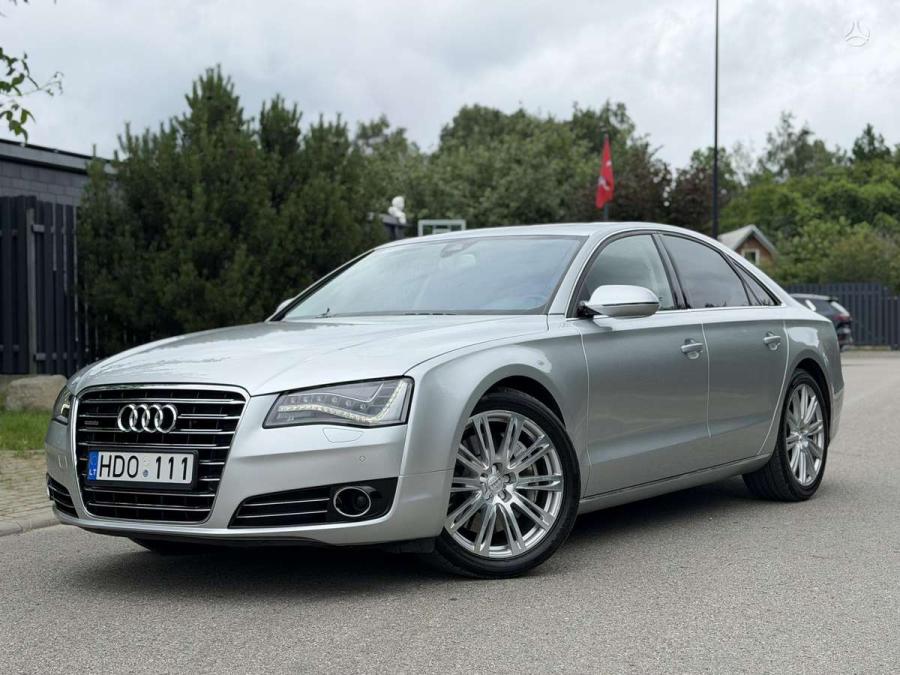 Grey Audi A8 2010 in Vilnius, with an engine capacity of 4.13 L and mileage of 241 thousand km for 10450 €, photo 4 on AUTOMOTO.COM.LV