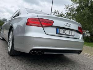 Grey Audi A8 2010 in Vilnius, with an engine capacity of 4.13 L and mileage of 241 thousand km for 10450 €, photo 7 on AUTOMOTO.COM.LV