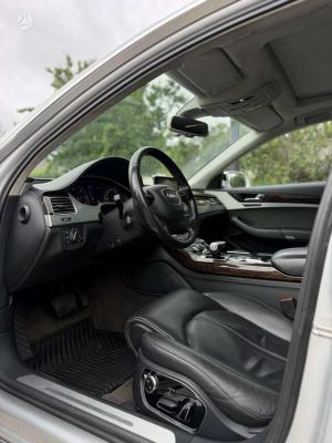 Grey Audi A8 2010 in Vilnius, with an engine capacity of 4.13 L and mileage of 241 thousand km for 10450 €, photo 8 on AUTOMOTO.COM.LV