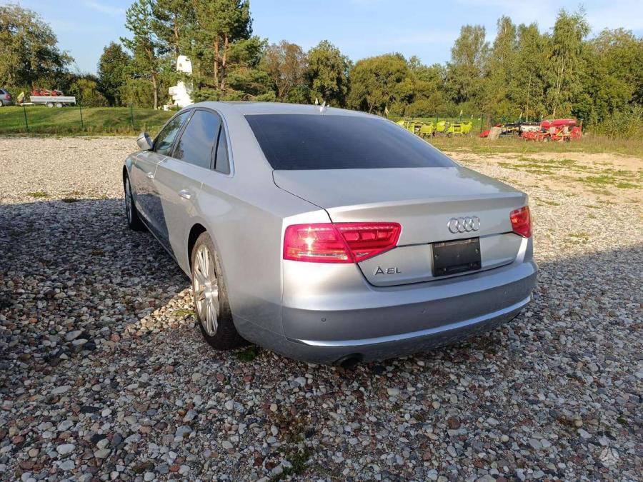 Grey Audi A8 2014 in Silale, with an engine capacity of 3.00 L and mileage of 144 thousand km for 11300 €, photo 5 on AUTOMOTO.COM.LV