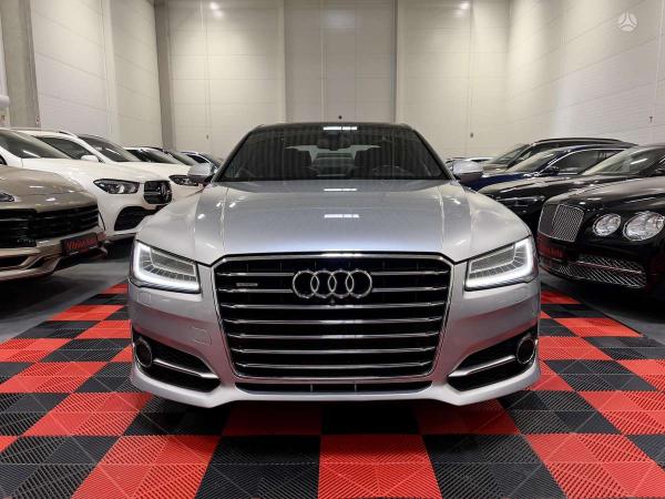 Grey Audi A8 2015 in Vilnius, with an engine capacity of 2.99 L and mileage of 221 thousand km for 21490 €, photo 3 on AUTOMOTO.COM.LV