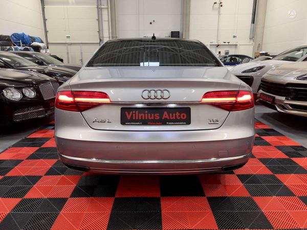Grey Audi A8 2015 in Vilnius, with an engine capacity of 2.99 L and mileage of 221 thousand km for 21490 €, photo 6 on AUTOMOTO.COM.LV