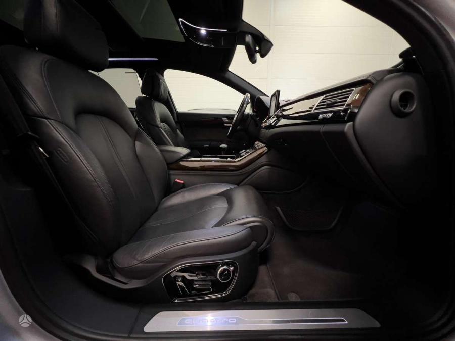 Grey Audi A8 2015 in Vilnius, with an engine capacity of 2.99 L and mileage of 221 thousand km for 21490 €, photo 14 on AUTOMOTO.COM.LV