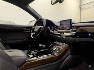 Grey Audi A8 2015 in Vilnius, with an engine capacity of 2.99 L and mileage of 221 thousand km for 21490 €, photo 15 on AUTOMOTO.COM.LV