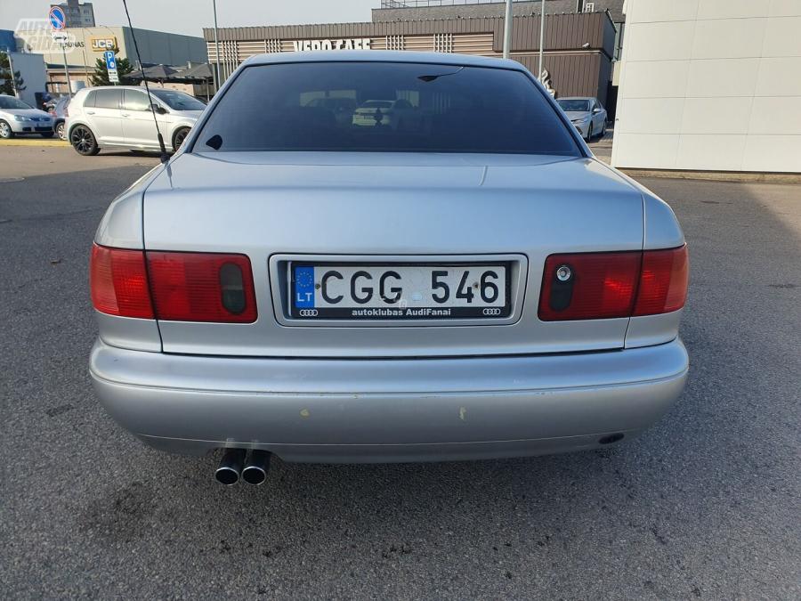 Pelēks Audi A8 1995 Kauņa, ar dzinēja tilpumu 2.80 L un nobraukumu 380 tūkst. km par 2350 €, foto 6 vietnē AUTOMOTO.COM.LV