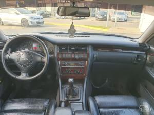Pelēks Audi A8 1995 Kauņa, ar dzinēja tilpumu 2.80 L un nobraukumu 380 tūkst. km par 2350 €, foto 8 vietnē AUTOMOTO.COM.LV