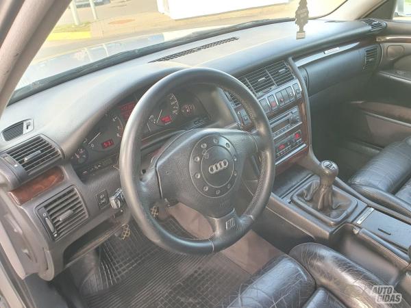 Audi A8 1995 Kauņa vietnē Pelēks Audi A8 1995 Kauņa, ar dzinēja tilpumu 2.80 L un nobraukumu 380 tūkst. km par 2350 €, foto 9 vietnē AUTOMOTO.COM.LV