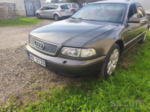 Pelēks Audi A8 1996 Rēzekne, ar dzinēja tilpumu 2.80 L un nobraukumu 277 tūkst. km par 2550 €, foto  vietnē AUTOMOTO.COM.LV