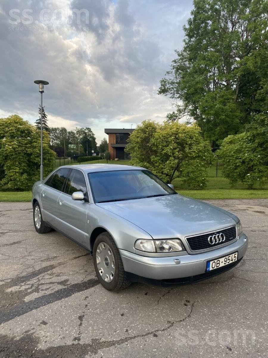 Grey Audi A8 1998 in Riga, with an engine capacity of 4.20 L and mileage of 182 thousand km for 5100 €, photo 1 on AUTOMOTO.COM.LV