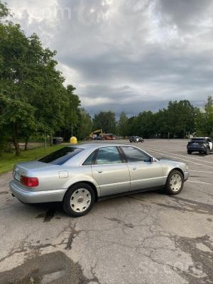 Grey Audi A8 1998 in Riga, with an engine capacity of 4.20 L and mileage of 182 thousand km for 5100 €, photo 8 on AUTOMOTO.COM.LV